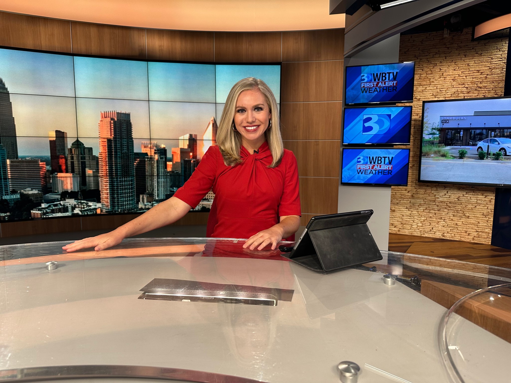 CAROLINE HICKS – News Reporter + Anchor
